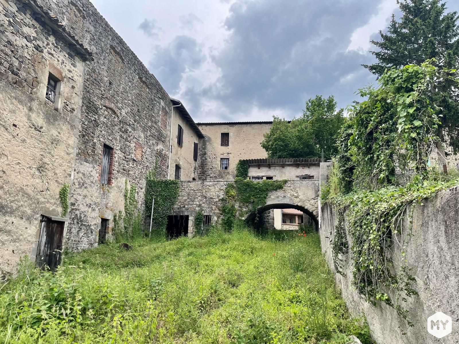 Maison 4 pièces 150 m2 à vendre Flat 63500, 65 000 € - MYclermont.fr